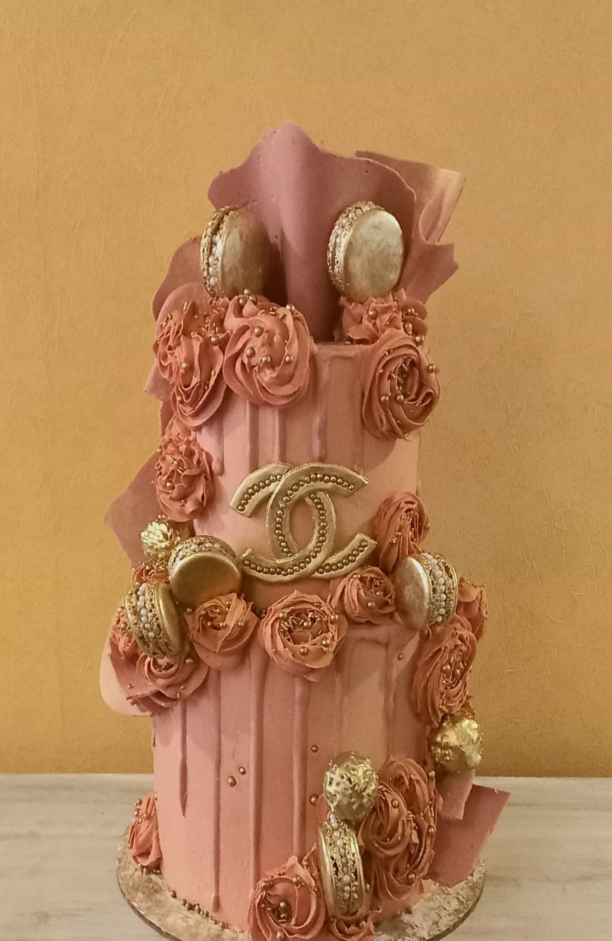 Modelo Drip dos pisos y macarons - Delicias del Corazón